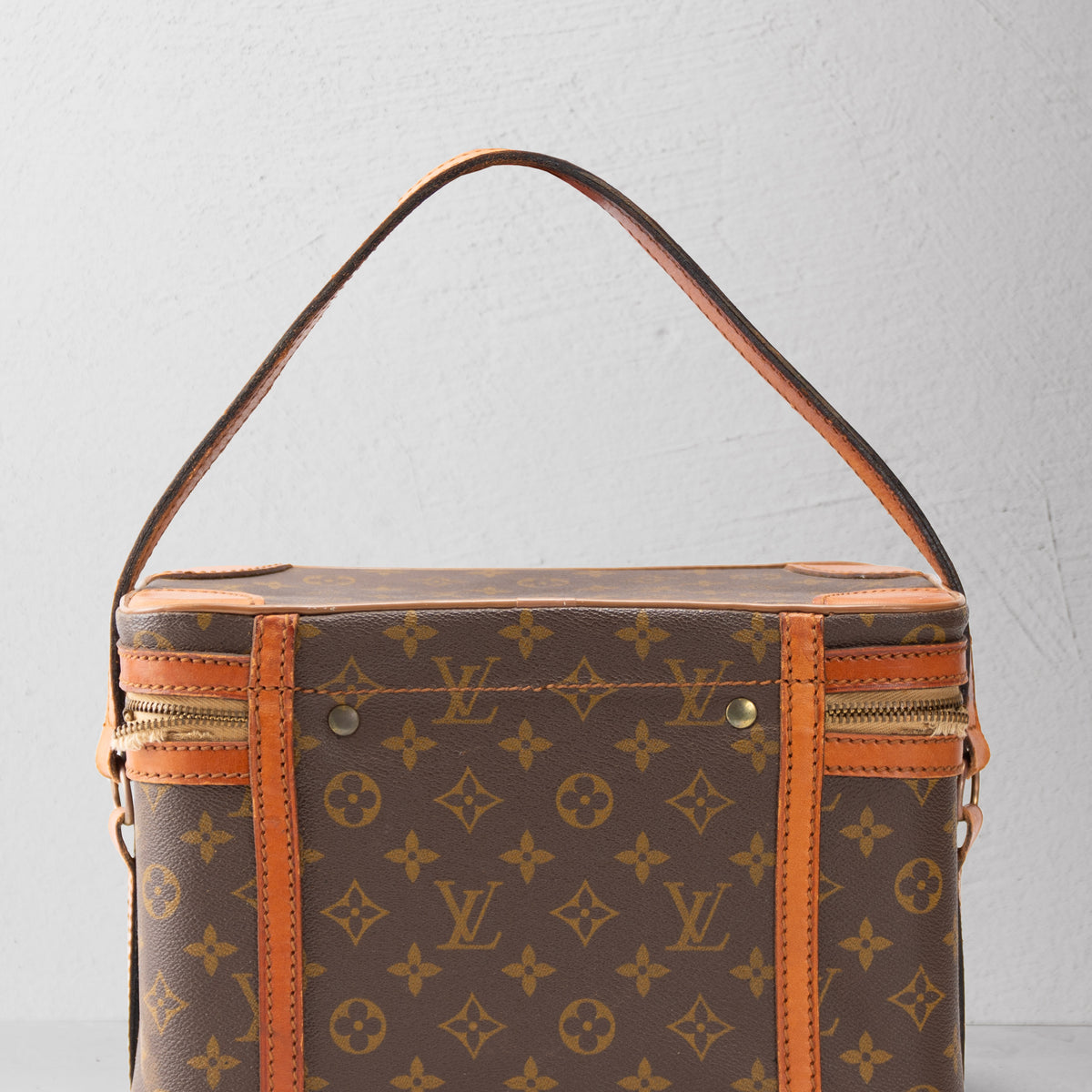 Louis Vuitton Small Vintage Monogram Train Case – Handbag Social Club